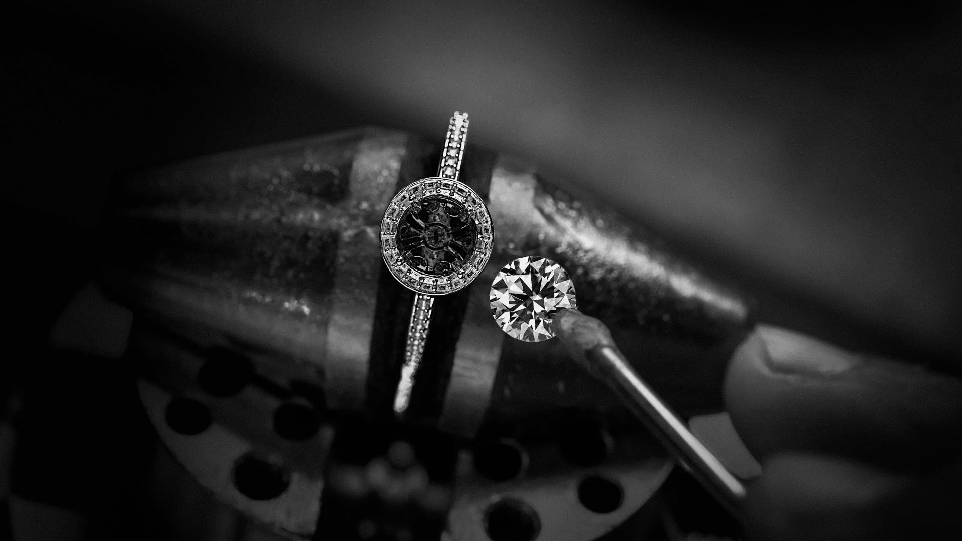 Custom Jewelry Creation in Lausanne